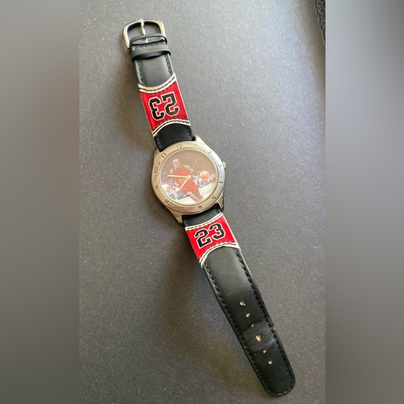 Wilson | Accessories | Vintage Michael Jordan Chicago Bulls 23 Watch ...